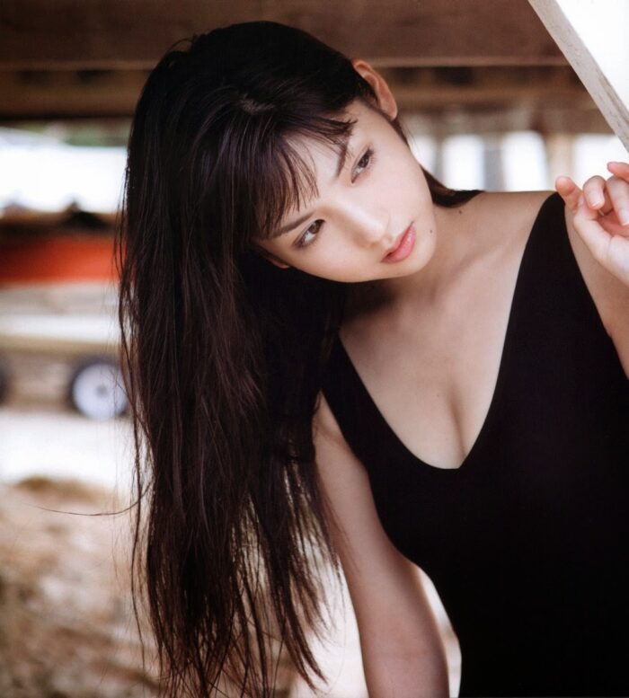 道重さゆみの水着画像112枚【ビキニ姿が可愛すぎてやばいです！】 | 水着画像のまとめサイト「mizugazo（ミズガゾ）」