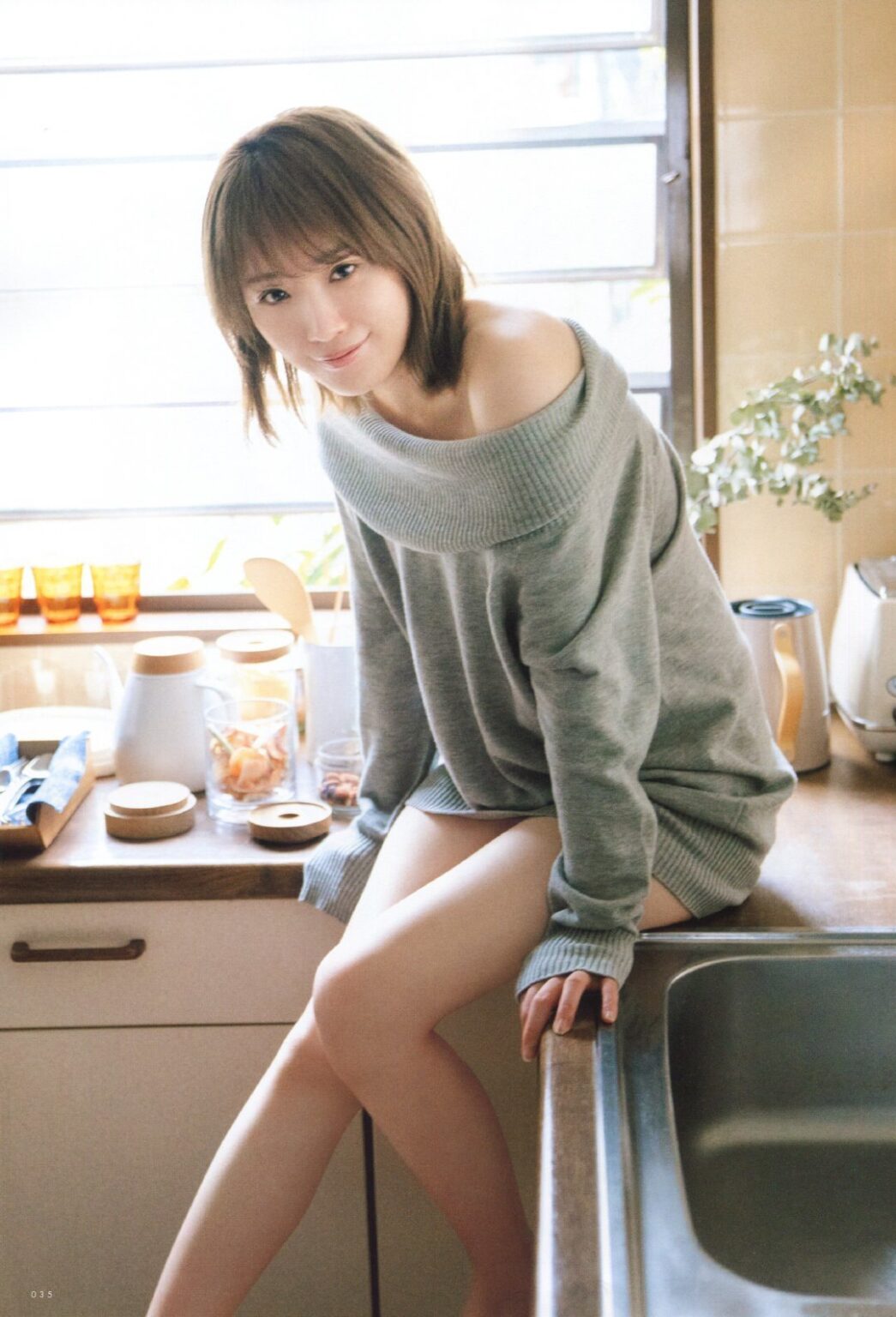 高山一実の水着画像111枚【ビキニ姿が可愛すぎてやばいです！】 | 水着画像のまとめサイト「mizugazo（ミズガゾ）」