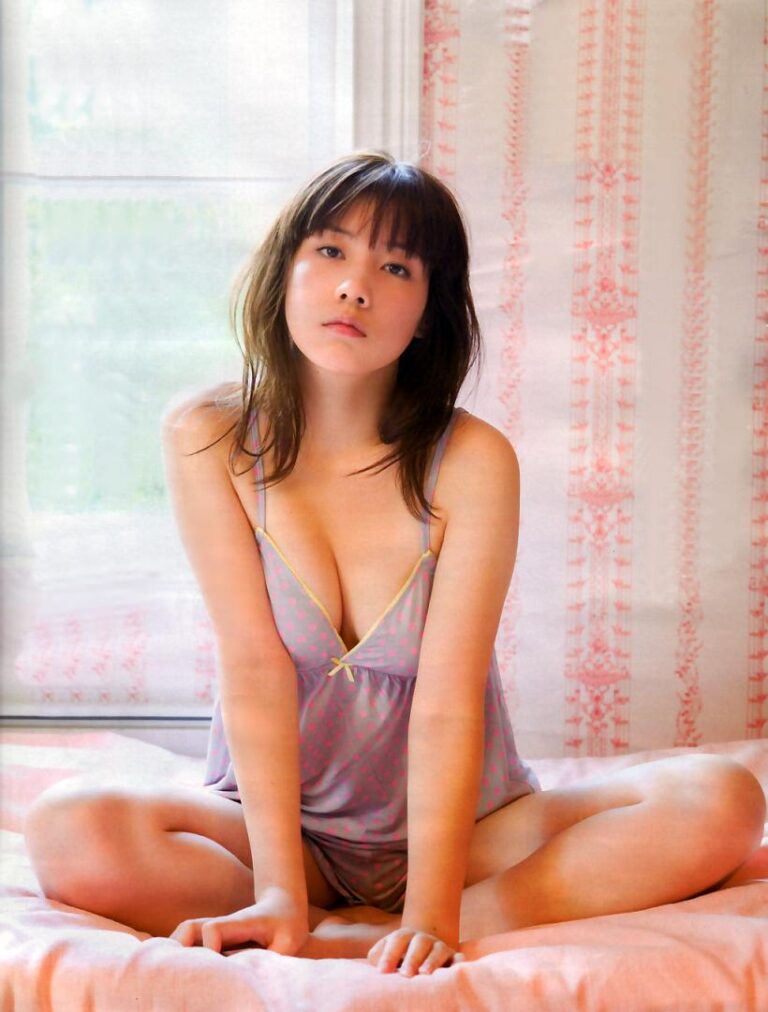 仲里依紗の水着画像85枚【ビキニ姿が可愛すぎてやばいです!】 水着画像のまとめサイト「mizugazo(ミズガゾ)」