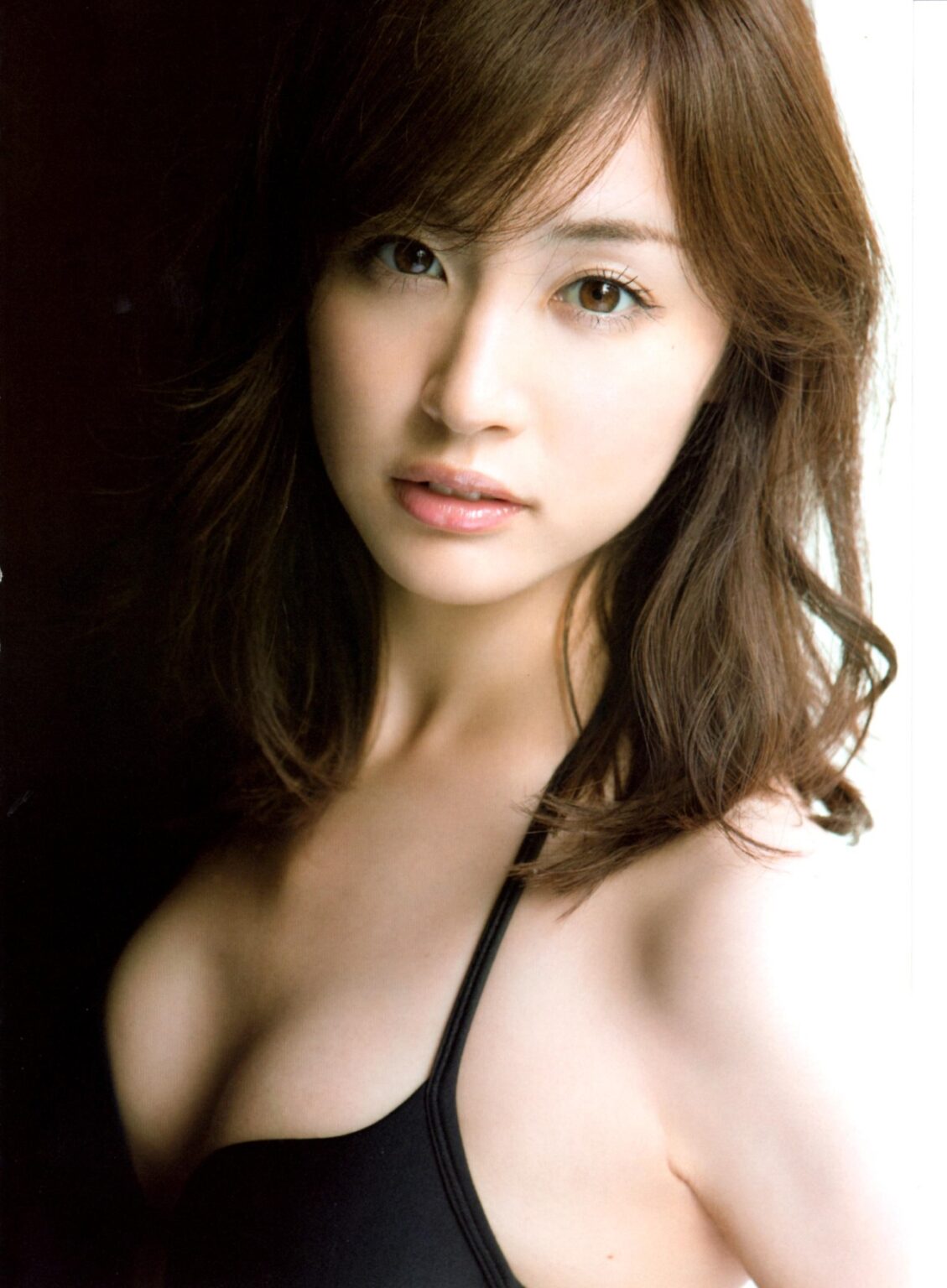 新井恵理那の水着画像87枚【ビキニ姿が可愛すぎてやばいです！】 | 水着画像のまとめサイト「mizugazo（ミズガゾ）」