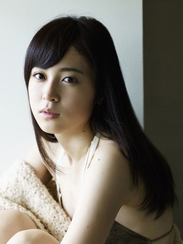 久慈暁子の水着画像141枚【ビキニ姿が可愛すぎてやばいです！】 | 水着画像のまとめサイト「mizugazo（ミズガゾ）」