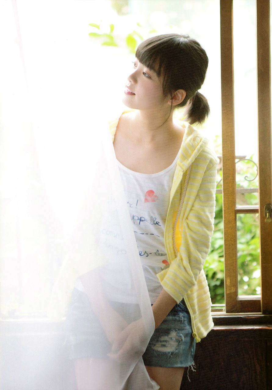 平手友梨奈のグラビア画像109枚【可愛すぎてやばいです！】 | 水着画像のまとめサイト「mizugazo（ミズガゾ）」