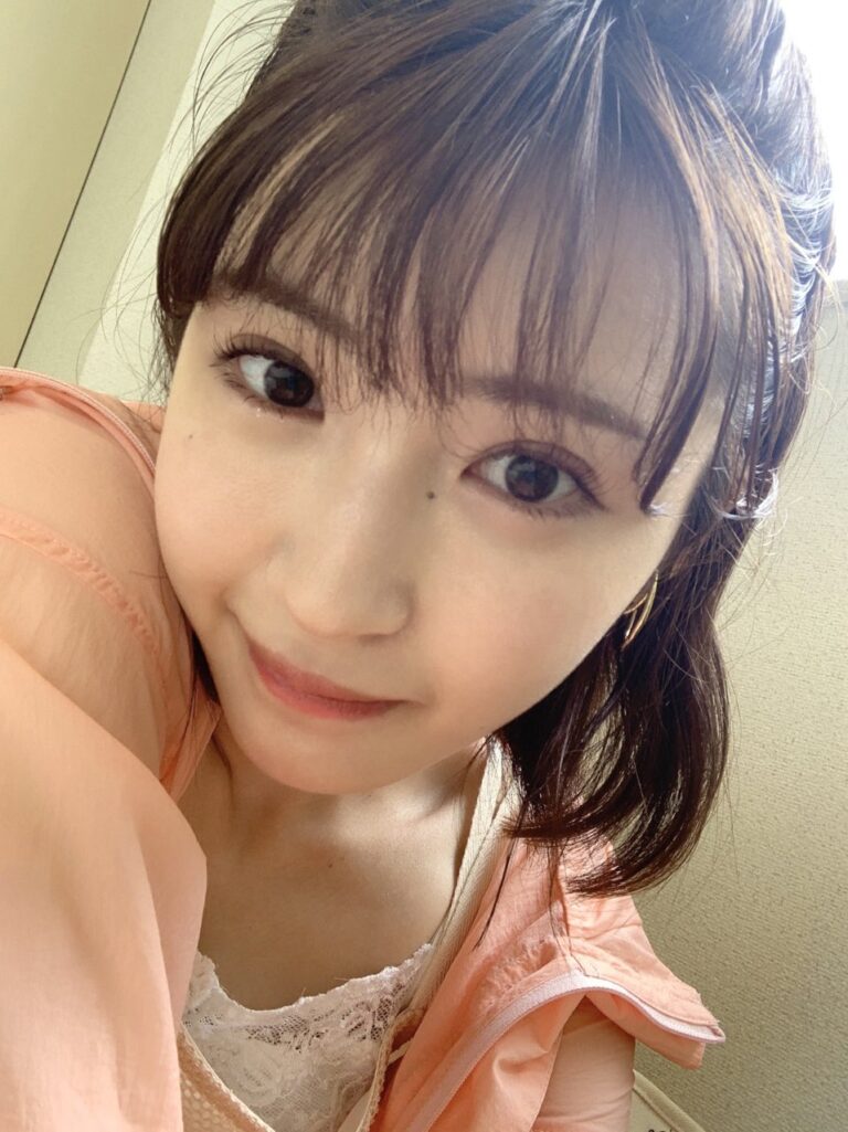 井上小百合の水着画像52枚【ビキニ姿が可愛すぎてやばいです！】 | 水着画像のまとめサイト「mizugazo（ミズガゾ）」