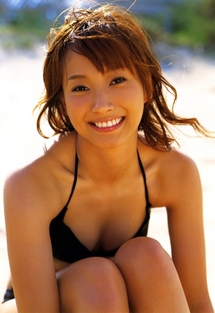 藤本美貴の水着画像108枚【ビキニ姿が可愛すぎてやばいです！】 | 水着画像のまとめサイト「mizugazo（ミズガゾ）」