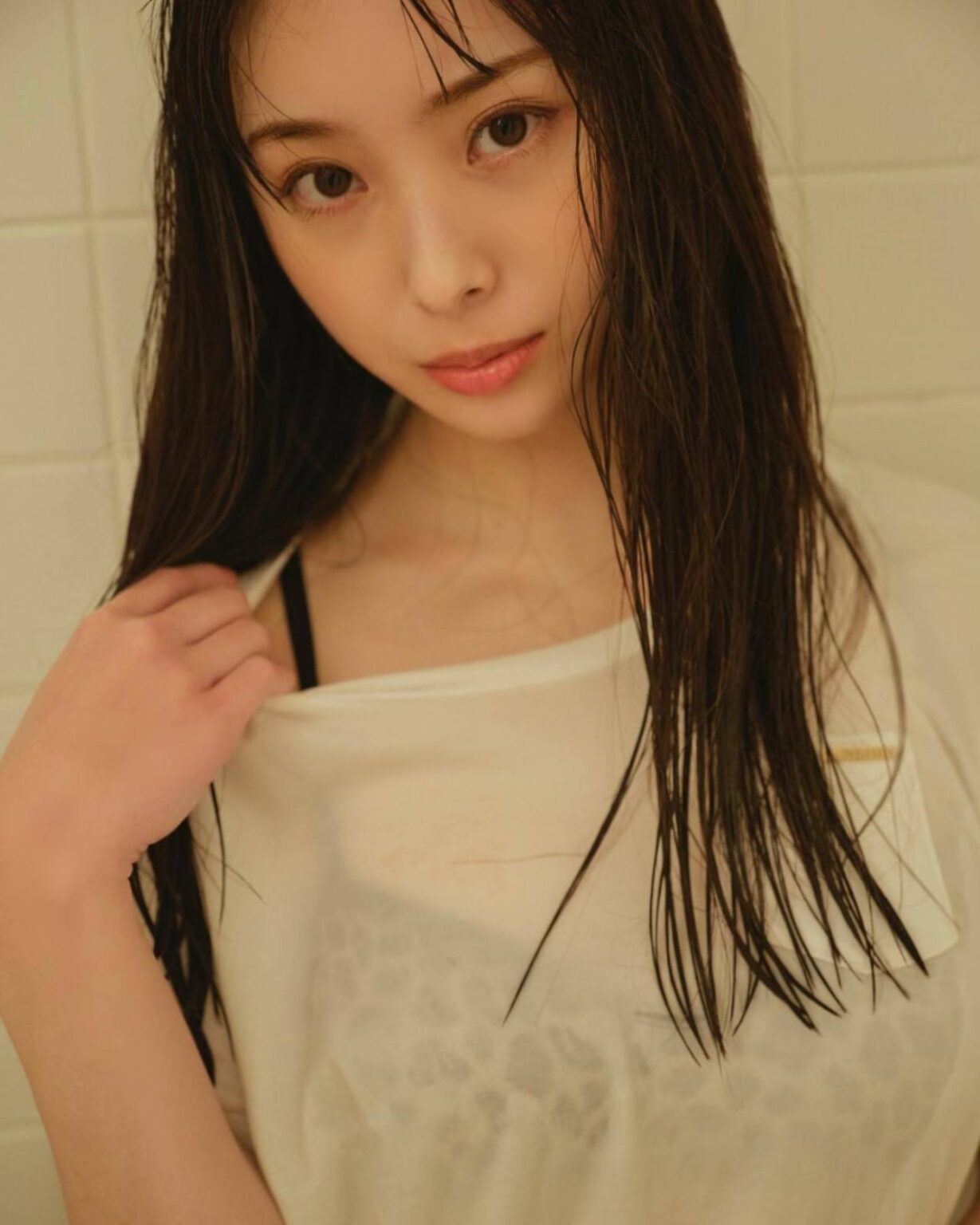 梅山恋和の水着画像57枚【ビキニ姿が可愛すぎてやばいです！】 | 水着画像のまとめサイト「mizugazo（ミズガゾ）」