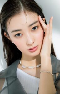 宮本茉由のグラビア画像53枚【可愛すぎてやばいです！】 | 水着画像のまとめサイト「mizugazo（ミズガゾ）」