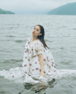 堀田真由のグラビア画像102枚【可愛すぎてやばいです！】 | 水着画像のまとめサイト「mizugazo（ミズガゾ）」