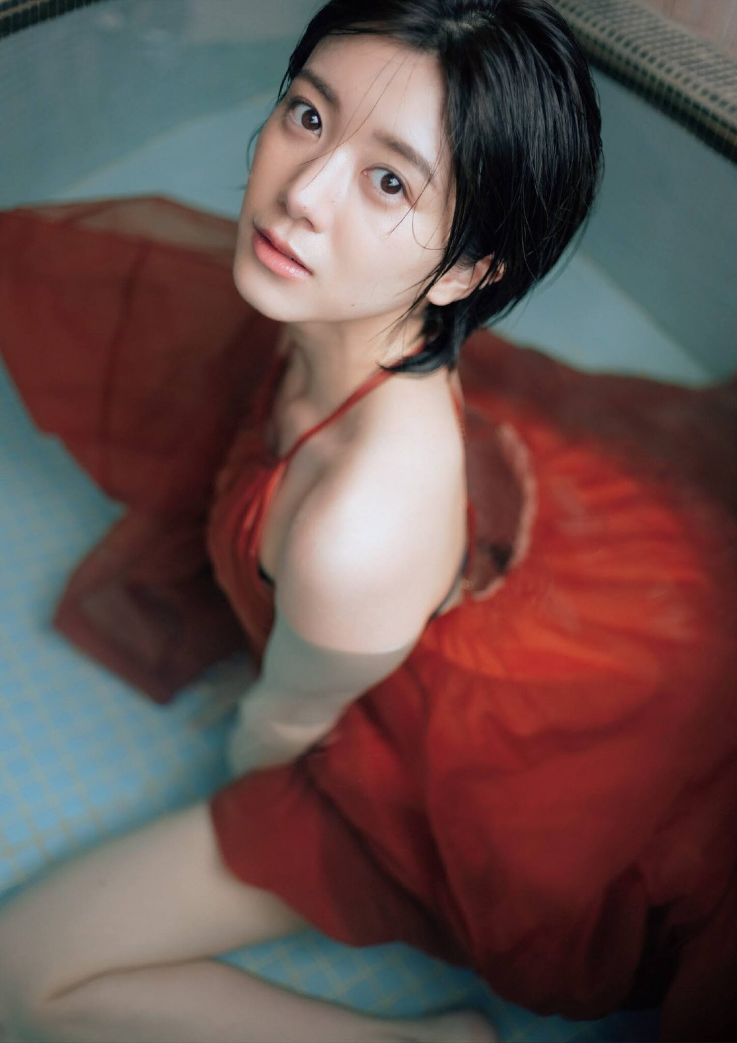 大西桃香の水着画像74枚【ビキニ姿が可愛すぎてやばいです！】 | 水着画像のまとめサイト「mizugazo（ミズガゾ）」