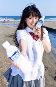 岩戸千晴の水着画像50枚【ビキニ姿が可愛すぎてやばいです！】 | 水着画像のまとめサイト「mizugazo（ミズガゾ）」