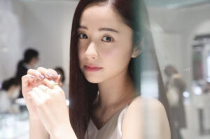 堀田真由のグラビア画像102枚【可愛すぎてやばいです！】 | 水着画像のまとめサイト「mizugazo（ミズガゾ）」