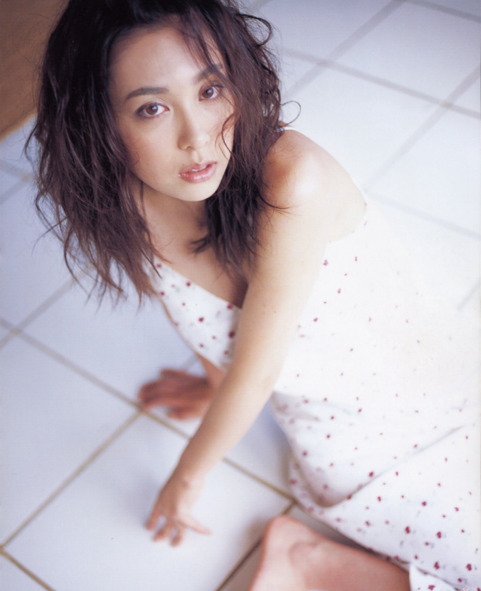 吹石一恵の水着画像90枚【ビキニ姿が可愛すぎてやばいです！】 | 水着画像のまとめサイト「mizugazo（ミズガゾ）」