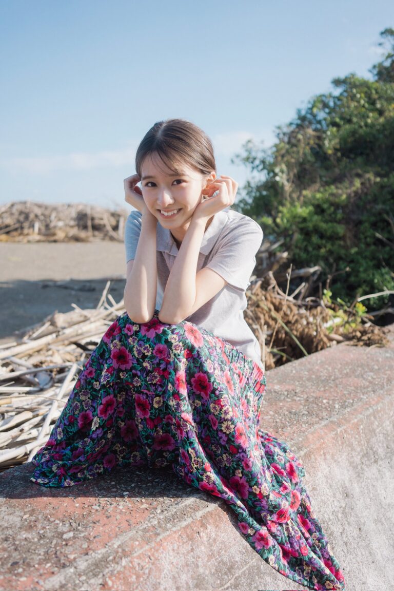 菅原咲月のグラビア画像89枚【可愛すぎてやばいです！】 | 水着画像のまとめサイト「mizugazo（ミズガゾ）」