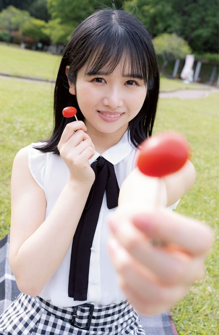 上村ひなののグラビア画像69枚【水着姿が可愛すぎてやばいです！】 | 水着画像のまとめサイト「mizugazo（ミズガゾ）」