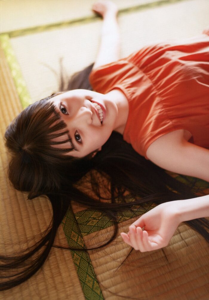 小川彩のグラビア画像40枚【可愛すぎてやばいです！】 | 水着画像のまとめサイト「mizugazo（ミズガゾ）」