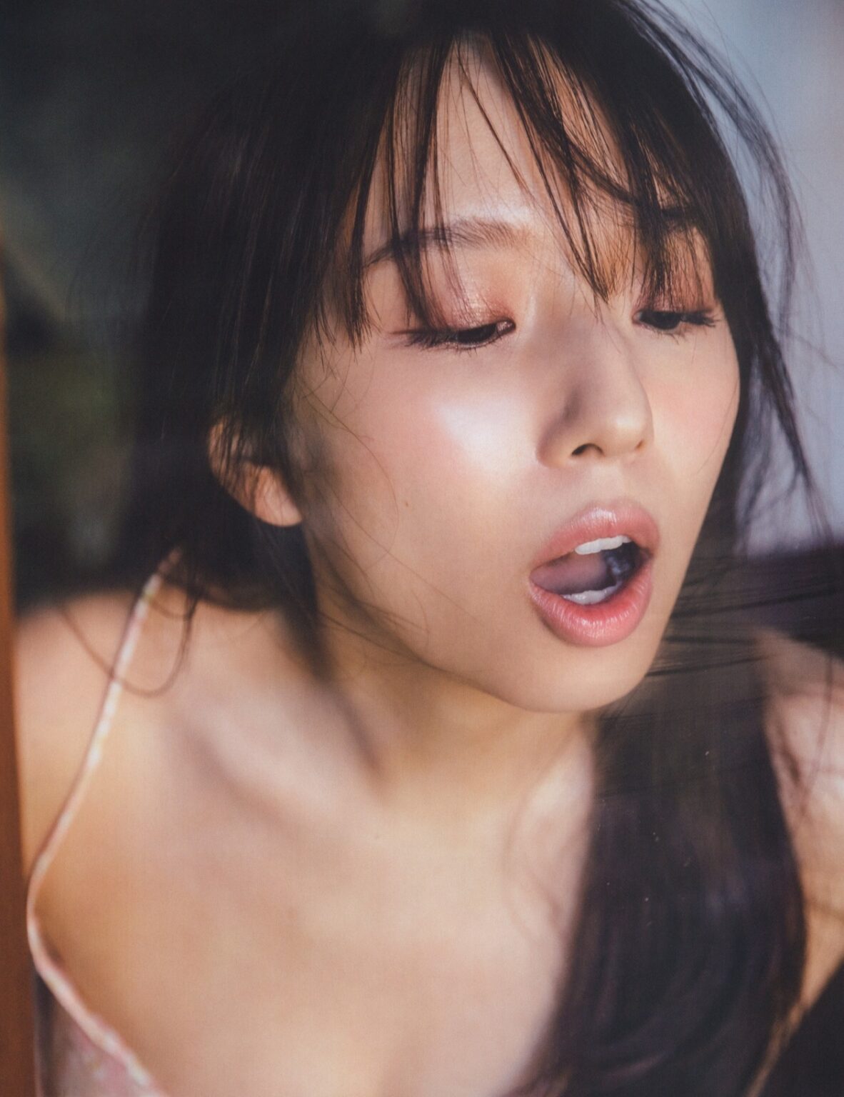 新内眞衣の水着画像130枚【ビキニ姿が可愛すぎてやばいです！】 | 水着画像のまとめサイト「mizugazo（ミズガゾ）」