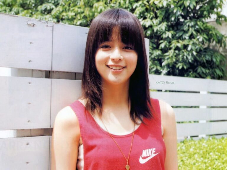 加藤ローサのグラビア画像58枚【可愛すぎてやばいです！】 | 水着画像のまとめサイト「mizugazo（ミズガゾ）」