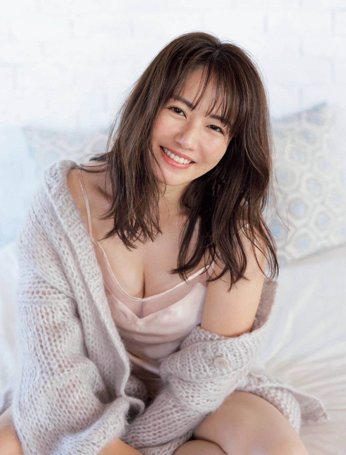 磯山さやかの水着画像553枚【ビキニ姿が可愛すぎてやばいです！】 | 水着画像のまとめサイト「mizugazo（ミズガゾ）」