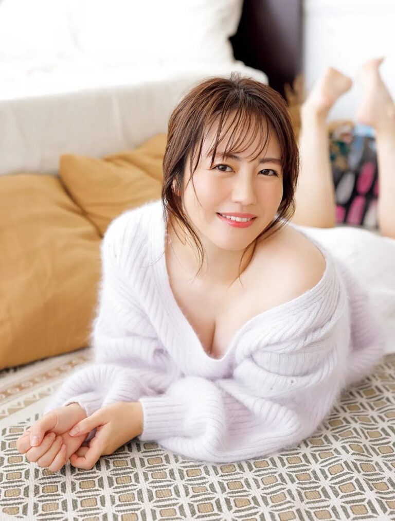 磯山さやかの水着画像553枚【ビキニ姿が可愛すぎてやばいです！】 | 水着画像のまとめサイト「mizugazo（ミズガゾ）」
