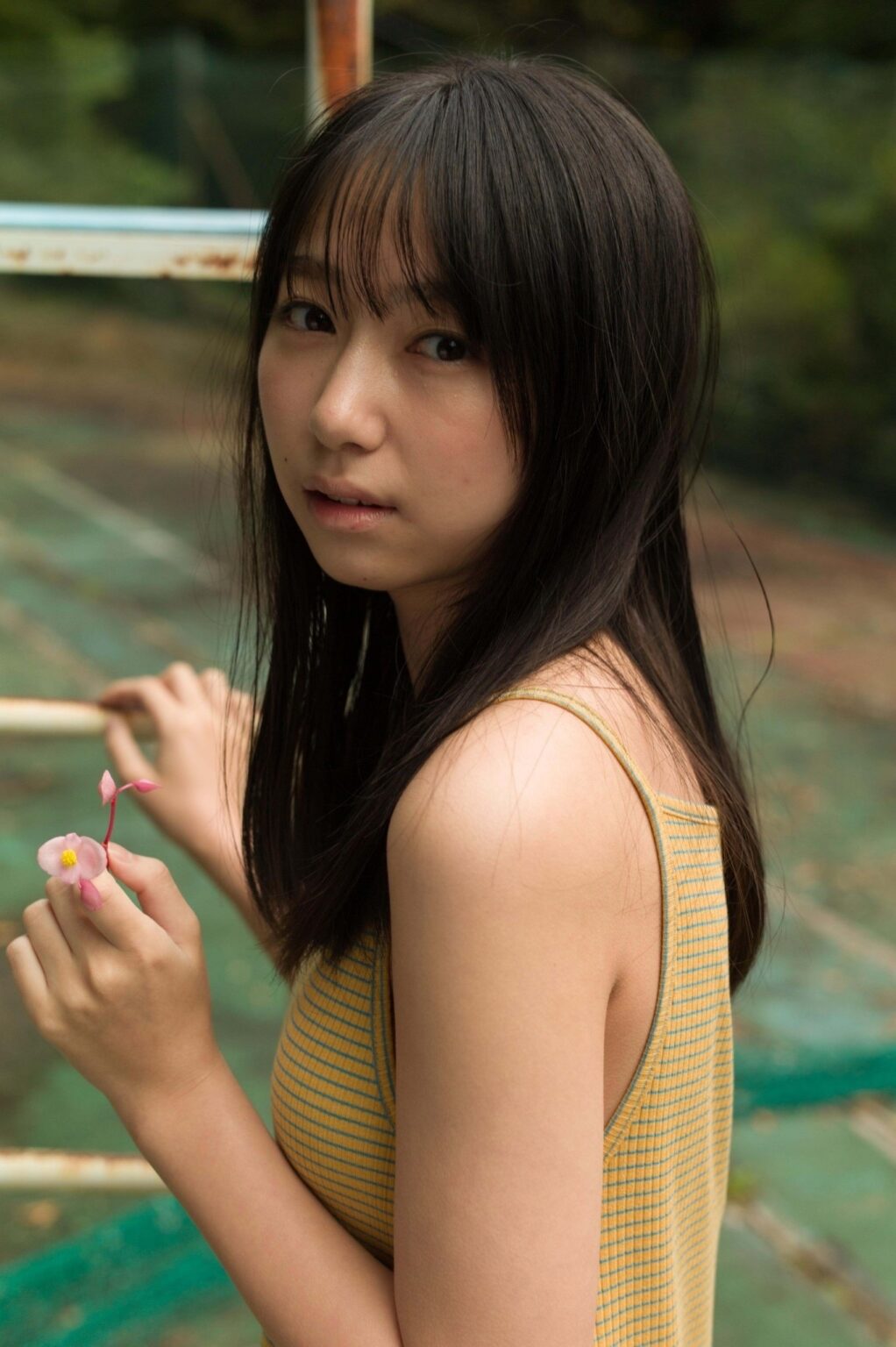 本間菜穂の水着画像49枚【ビキニ姿が可愛すぎてやばいです！】 | 水着画像のまとめサイト「mizugazo（ミズガゾ）」