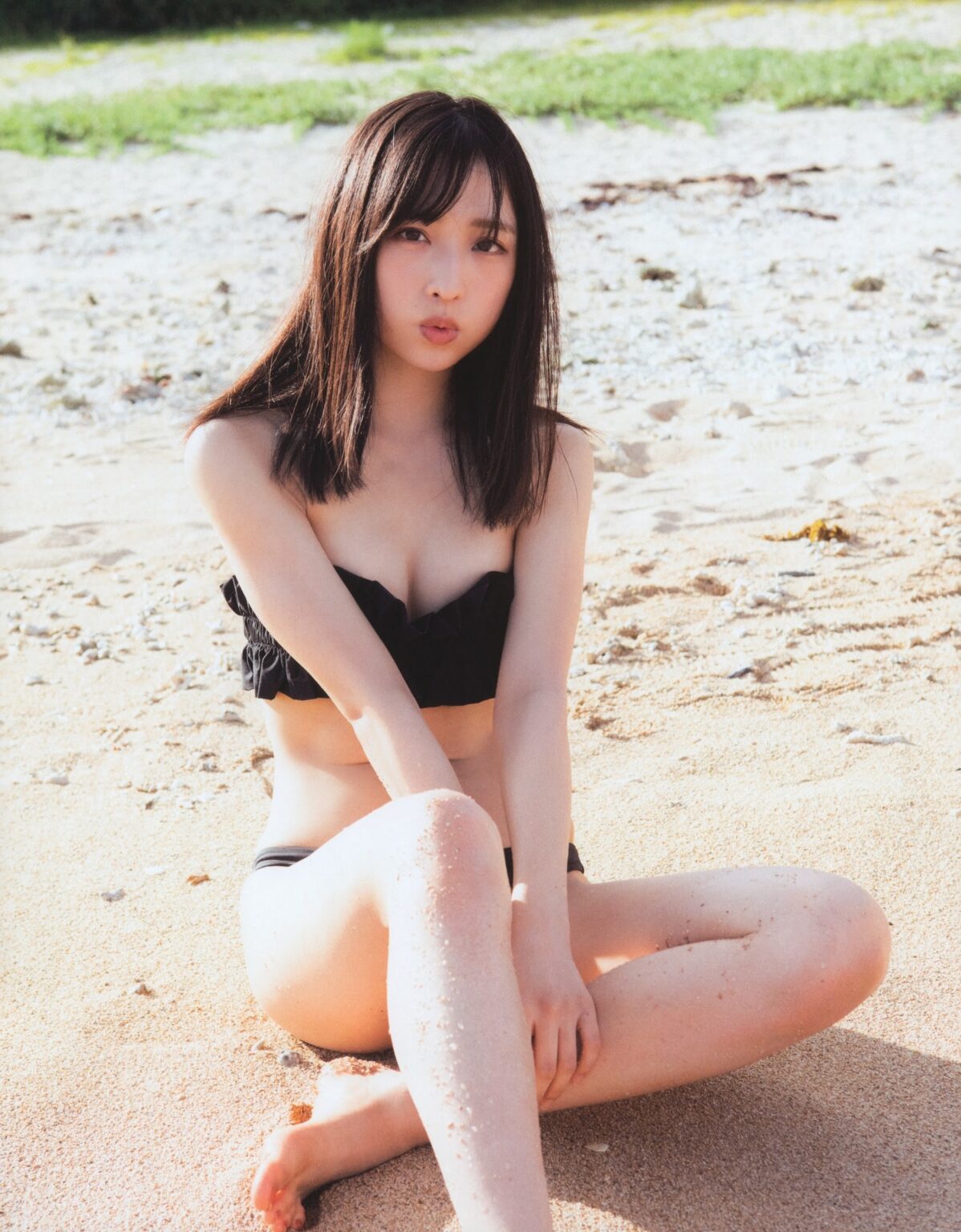 小栗有以の水着画像215枚【ビキニ姿が可愛すぎてやばいです！】 | 水着画像のまとめサイト「mizugazo（ミズガゾ）」