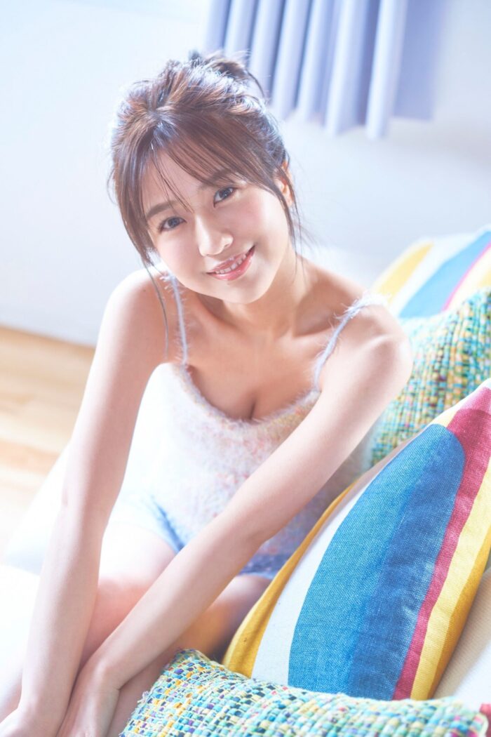 篠崎彩奈の水着画像68枚【ビキニ姿が可愛すぎてやばいです！】 | 水着画像のまとめサイト「mizugazo（ミズガゾ）」