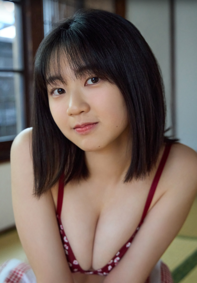 咲田ゆなの水着画像85枚【ビキニ姿が可愛すぎてやばいです！】 | 水着画像のまとめサイト「mizugazo（ミズガゾ）」