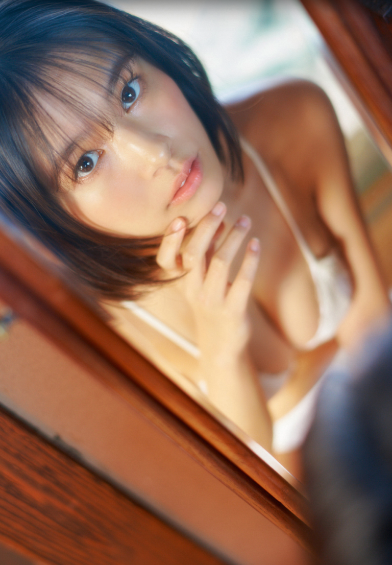 夏芽すずの水着画像68枚【ビキニ姿が可愛すぎてやばいです！】 | 水着画像のまとめサイト「mizugazo（ミズガゾ）」