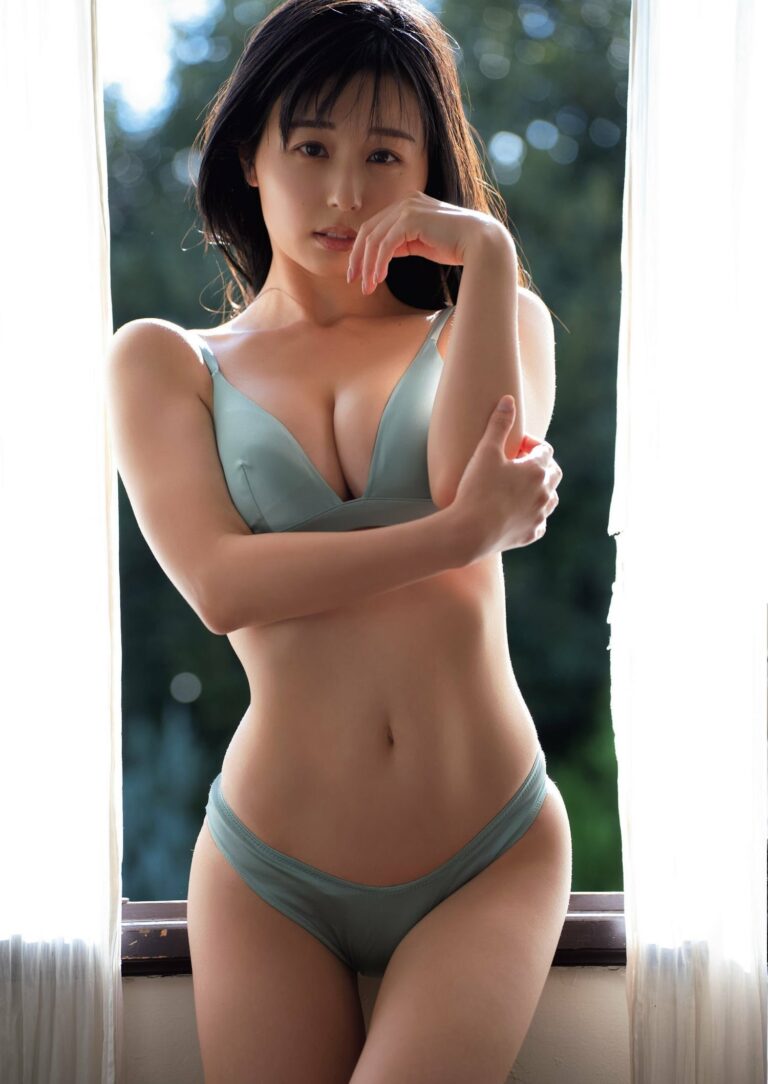 くりえみの水着画像229枚【ビキニ姿が可愛すぎてやばいです！】 | 水着画像のまとめサイト「mizugazo（ミズガゾ）」