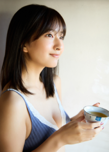 斉藤里奈の水着画像142枚【ビキニ姿が可愛すぎてやばいです！】 | 水着画像のまとめサイト「mizugazo（ミズガゾ）」