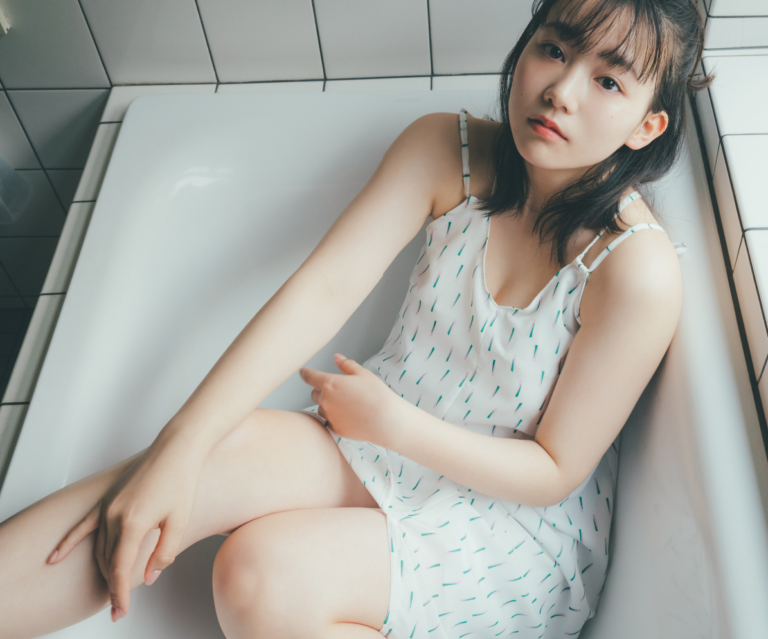 米倉れいあのグラビア画像47枚【可愛すぎてやばいです！】 | 水着画像のまとめサイト「mizugazo（ミズガゾ）」