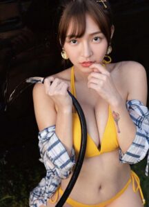 リン・シャンの水着画像71枚【ビキニ姿が可愛すぎてやばいです！】 | 水着画像のまとめサイト「mizugazo（ミズガゾ）」