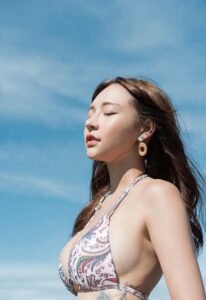 リン・シャンの水着画像71枚【ビキニ姿が可愛すぎてやばいです！】 | 水着画像のまとめサイト「mizugazo（ミズガゾ）」