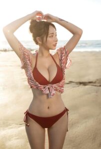 リン・シャンの水着画像71枚【ビキニ姿が可愛すぎてやばいです！】 | 水着画像のまとめサイト「mizugazo（ミズガゾ）」