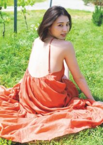 相楽伊織の水着画像108枚【ビキニ姿が可愛すぎてやばいです！】 | 水着画像のまとめサイト「mizugazo（ミズガゾ）」