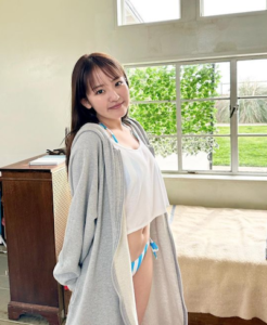 河野まひるの水着画像31枚【ビキニ姿が可愛すぎてやばいです！】 | 水着画像のまとめサイト「mizugazo（ミズガゾ）」