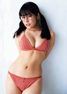 東雲うみの水着画像202枚【ビキニ姿が可愛すぎてやばいです！】 | 水着画像のまとめサイト「mizugazo（ミズガゾ）」