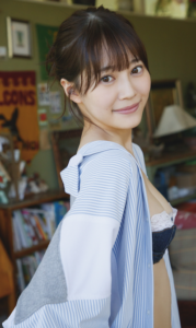 松村キサラの水着画像22枚【ビキニ姿が可愛すぎてやばいです！】 | 水着画像のまとめサイト「mizugazo（ミズガゾ）」