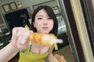 大西桃香の水着画像74枚【ビキニ姿が可愛すぎてやばいです！】 | 水着画像のまとめサイト「mizugazo（ミズガゾ）」