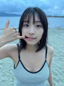 鳴海唯の水着画像38枚【ビキニ姿が可愛すぎてやばいです！】 | 水着画像のまとめサイト「mizugazo（ミズガゾ）」