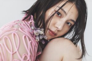 相楽伊織の水着画像108枚【ビキニ姿が可愛すぎてやばいです！】 | 水着画像のまとめサイト「mizugazo（ミズガゾ）」