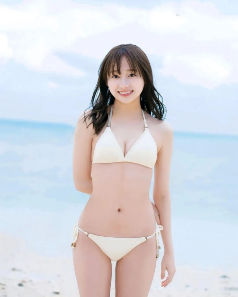 日向坂46の水着画像まとめ【ビキニ姿が可愛すぎてやばいです！】 | 水着画像のまとめサイト「mizugazo（ミズガゾ）」