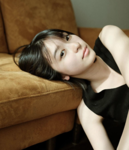 鳴海唯の水着画像38枚【ビキニ姿が可愛すぎてやばいです！】 | 水着画像のまとめサイト「mizugazo（ミズガゾ）」