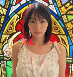 鳴海唯の水着画像38枚【ビキニ姿が可愛すぎてやばいです！】 | 水着画像のまとめサイト「mizugazo（ミズガゾ）」