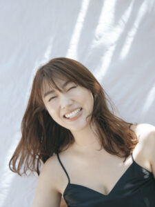 安めぐみの水着画像164枚【ビキニ姿が可愛すぎてやばいです！】 | 水着画像のまとめサイト「mizugazo（ミズガゾ）」