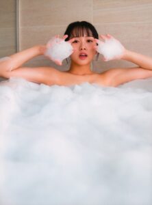 上村ひなののグラビア画像101枚【水着姿が可愛すぎてやばいです！】 | 水着画像のまとめサイト「mizugazo（ミズガゾ）」