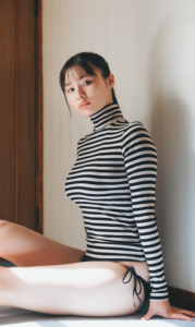 豊島心桜の水着画像23枚【ビキニ姿が可愛すぎてやばいです！】 | 水着画像のまとめサイト「mizugazo（ミズガゾ）」