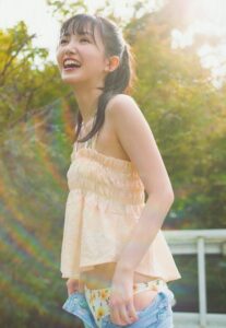 久保史緒里のグラビア画像135枚【水着姿が可愛すぎてやばいです！】 | 水着画像のまとめサイト「mizugazo（ミズガゾ）」