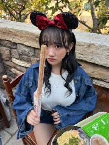 奥村梨穂の水着画像60枚【ビキニ姿が可愛すぎてやばいです！】 | 水着画像のまとめサイト「mizugazo（ミズガゾ）」