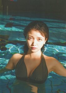 久保史緒里のグラビア画像135枚【水着姿が可愛すぎてやばいです！】 | 水着画像のまとめサイト「mizugazo（ミズガゾ）」